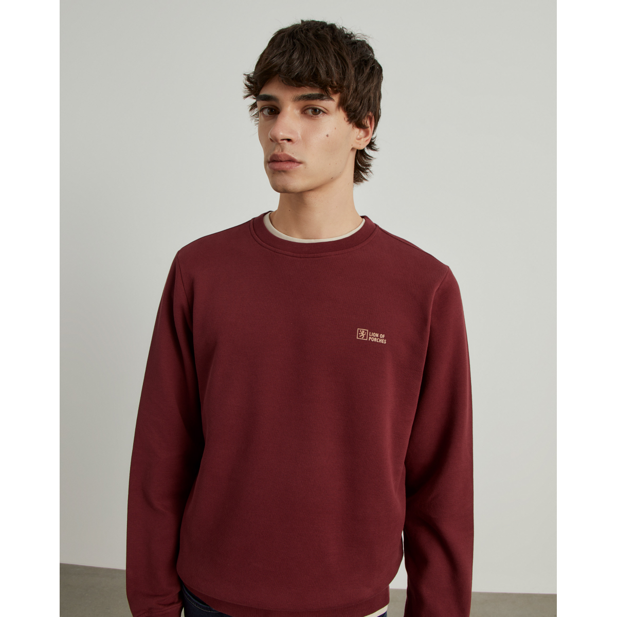 Sweater decote redondo em malha piqué - LP005129_390 - LION OF PORCHES