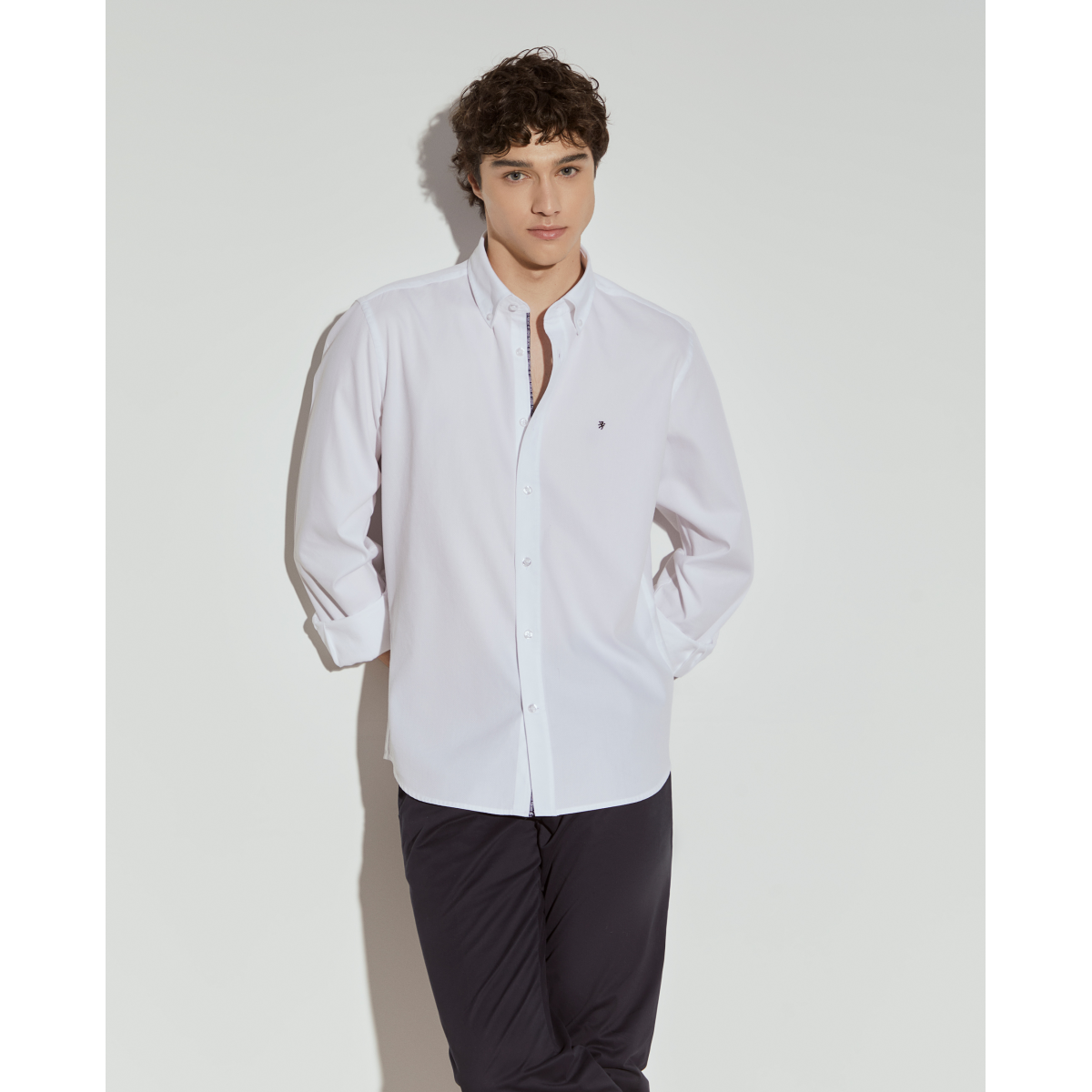 Slim fit garment dye cotton shirt - LP005250_001 | LION OF PORCHES